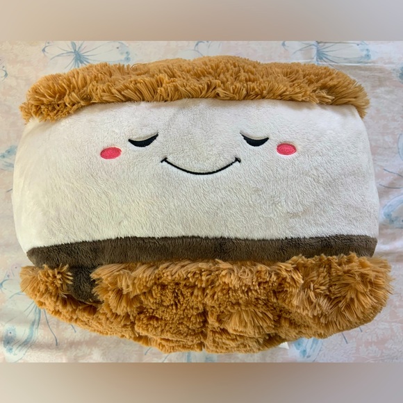 Squishable | Toys | Squishable Giant Stuffed Smore | Poshmark